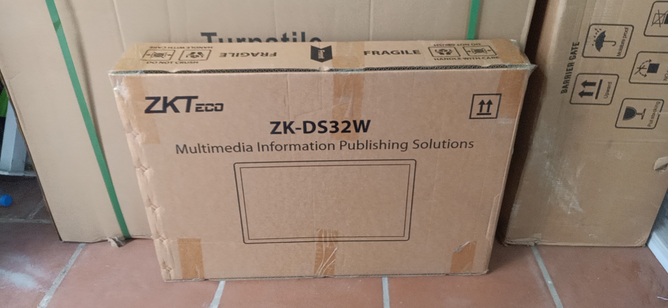 Màn hình hiển thị quảng cáo kỹ thuật số ZK-DS digital signage ZKTeco ZK ...